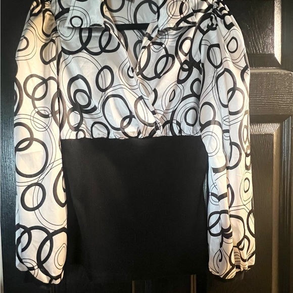 Tops | Black And White Patterned Blouse | Poshmark